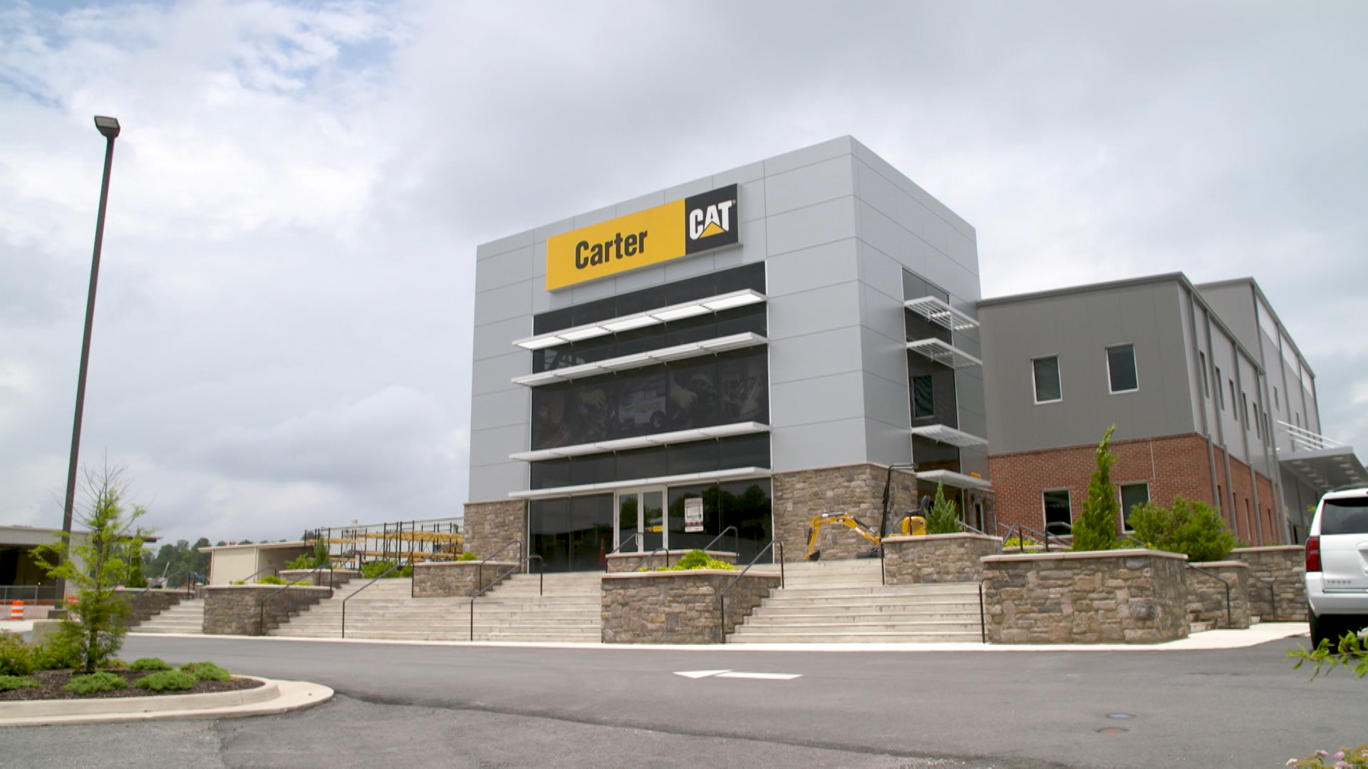 Carter Machinery: Careers for Veterans - Military Makeover