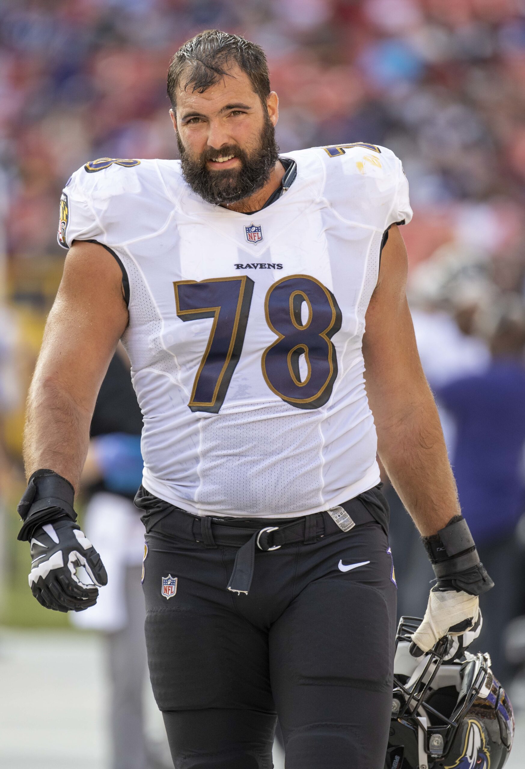 Military Makeover Spotlights: NFL Players Who Served in U.S Armed ...